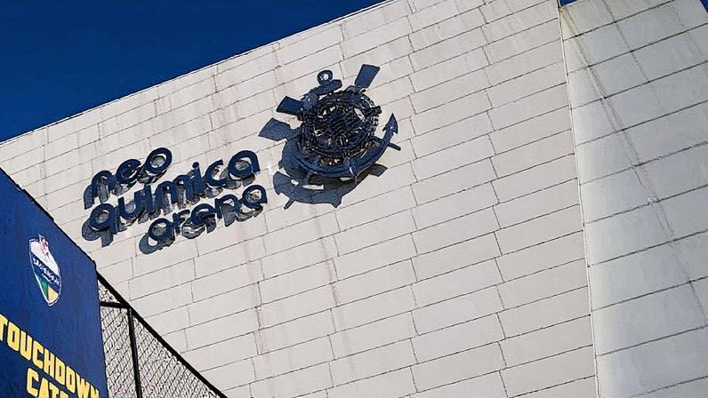 Corinthians avança em negociações com a Caixa sobre novo pagamento da Arena